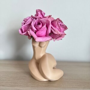 3D Printed Female Form Vase: Boho Body Flower Pot - Etsy
