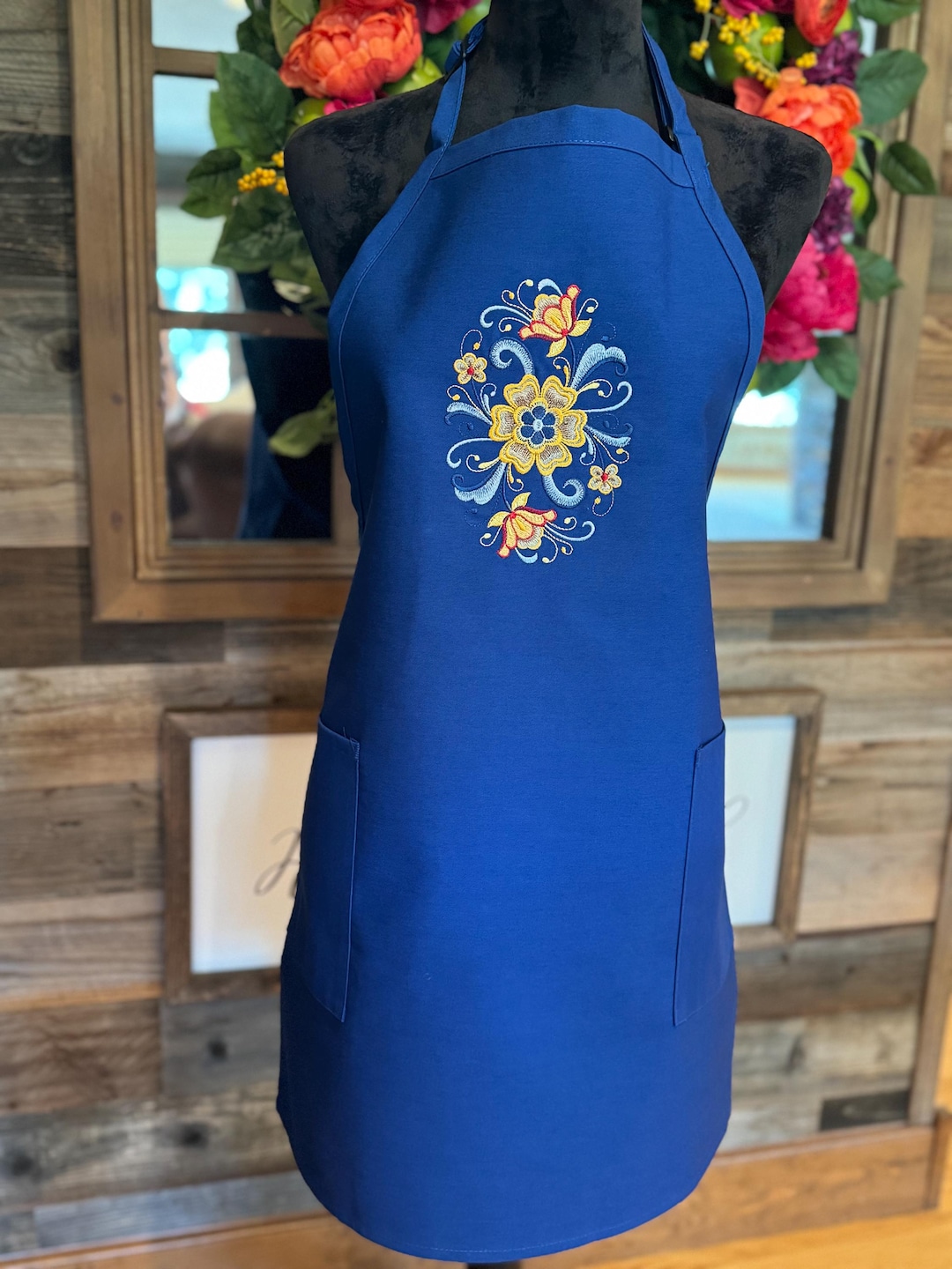 Scandinavian Rosemaling Apron - Etsy
