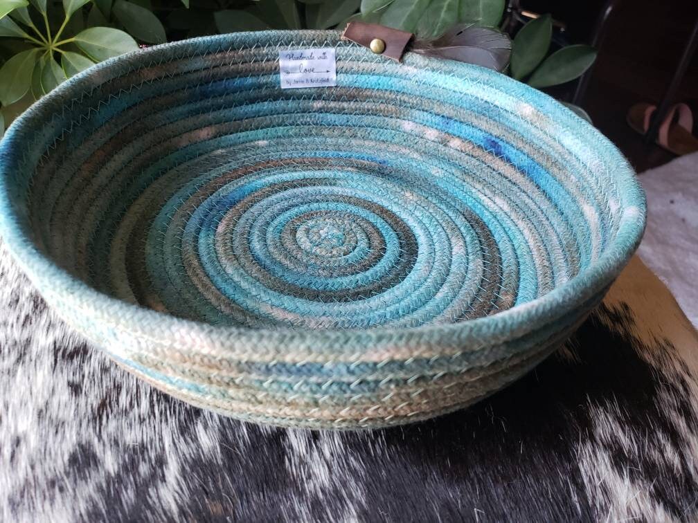Hand Dyed Coiled Rope Basket - Etsy