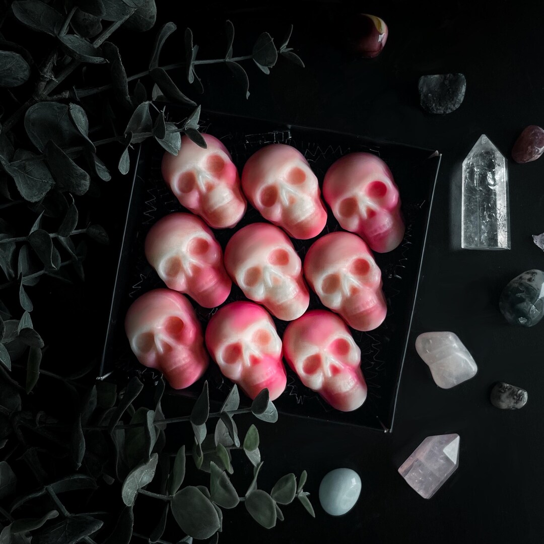 Spooky Skull Wax Melts | Spooky - Gothic Inspired - Halloween - Horror ...
