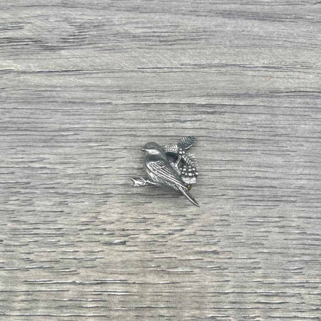 Vintage Birds & Blooms 2002 Bird and Berries Small Pewter Brooch ...