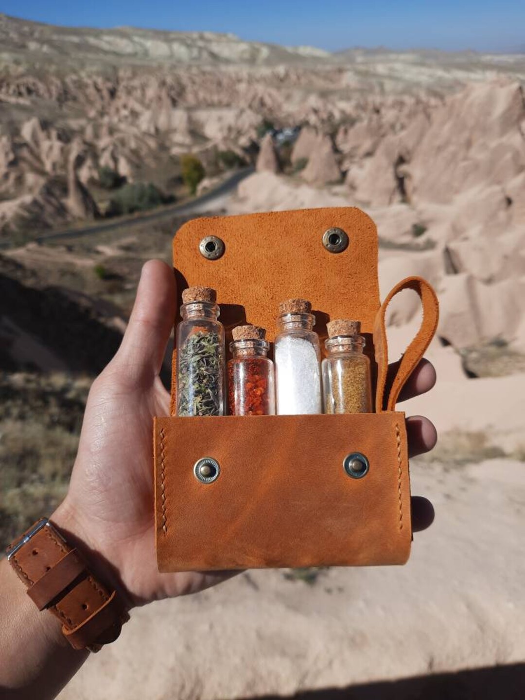 Bushcraft Camping Spice Kit, Handmade Genuine Leather Spice Set ...