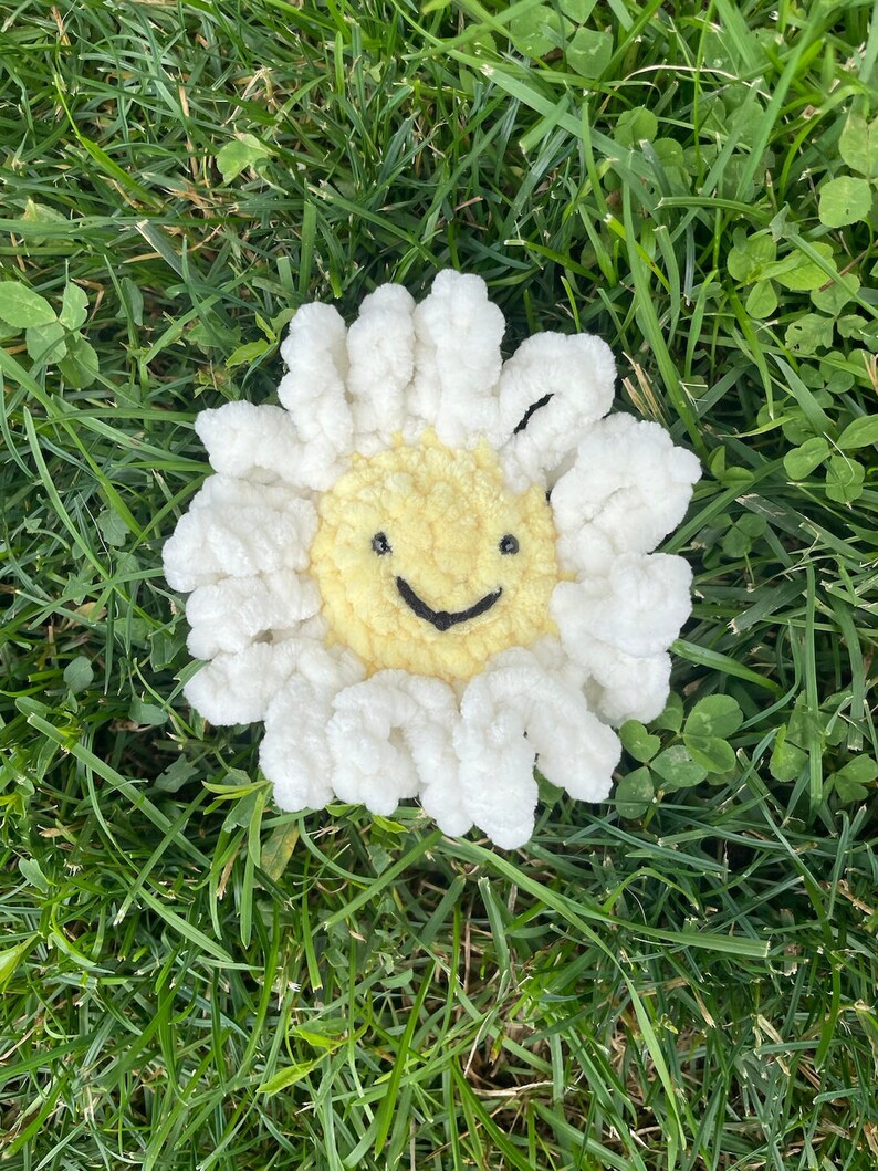 Daisy Crochet PATTERN - Etsy
