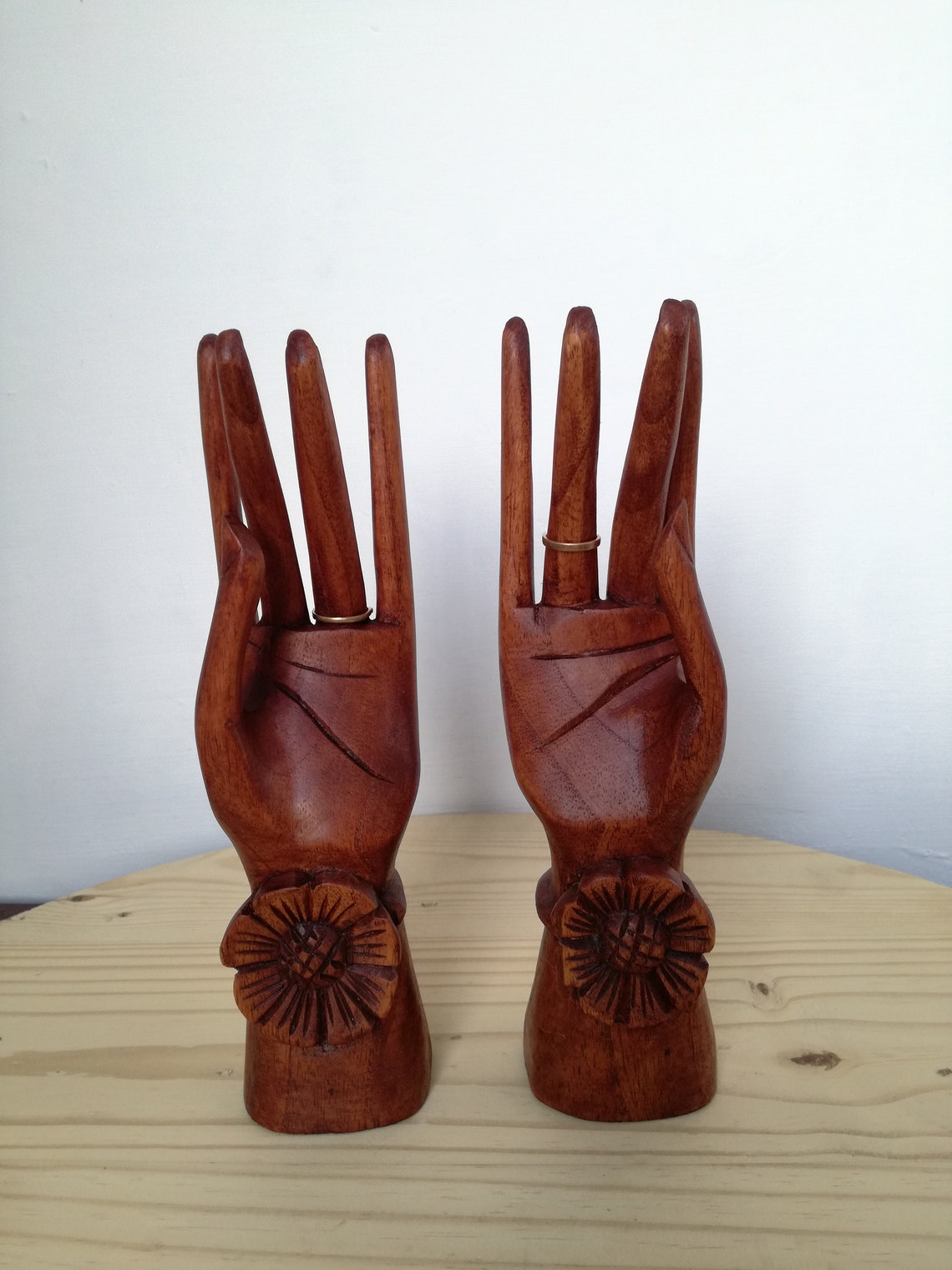Floral Hands Jewelry Display Wooden Display Ring Holder - Etsy