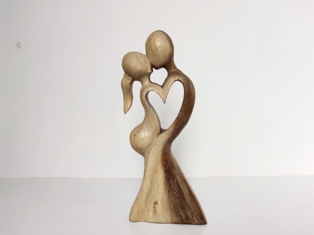 Abstract Sulpture Hand Carved Wood Kiss Lovers With Heart Design ...