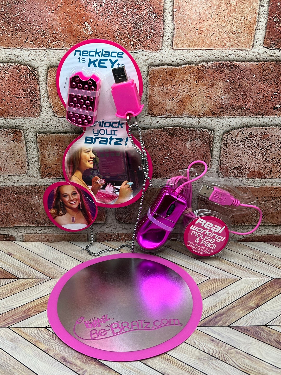 Be-bratz.com Mouse and Mouse Pad - Etsy