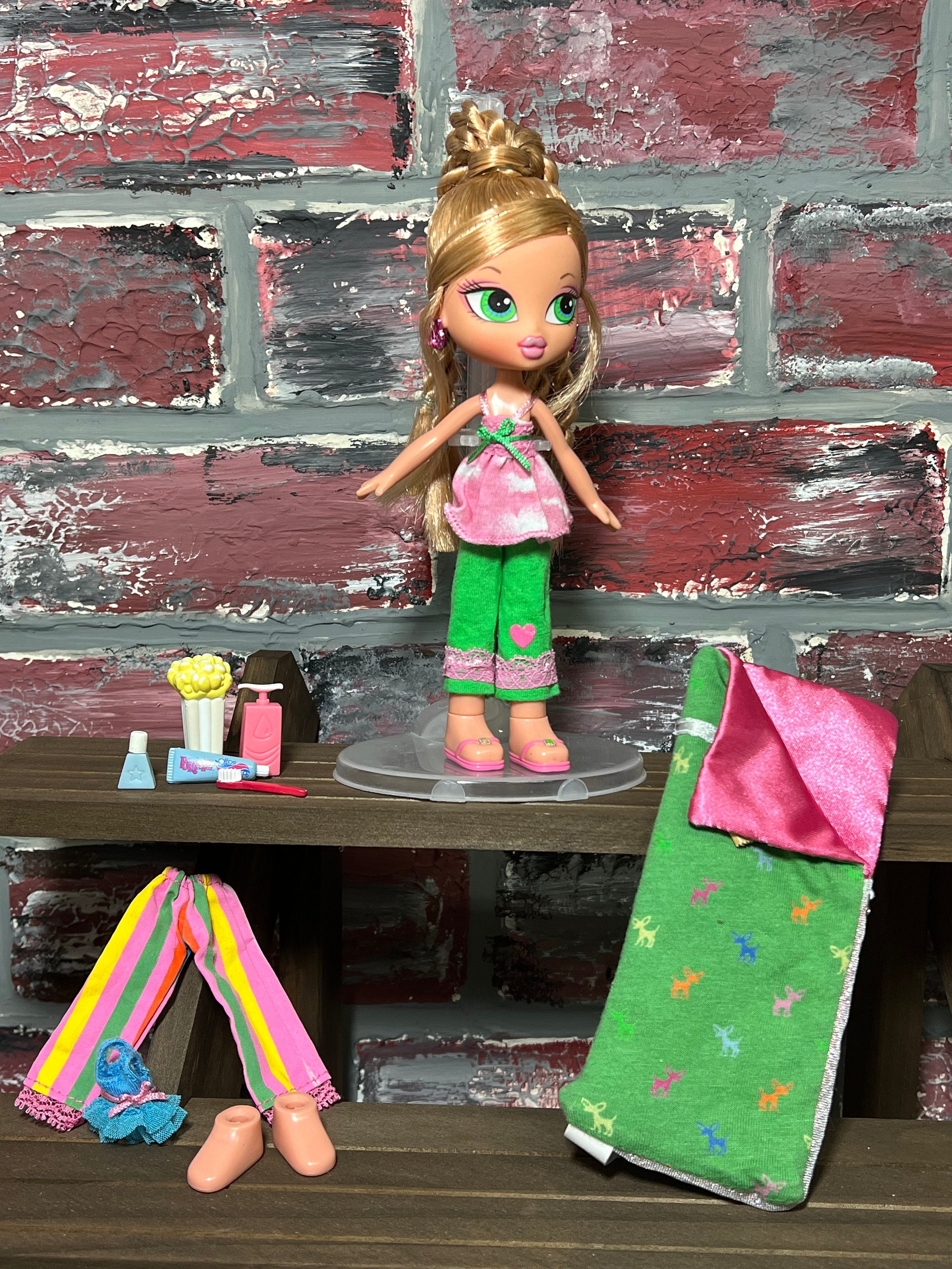 Bratz Kidz Sleepover Adventure Dolls