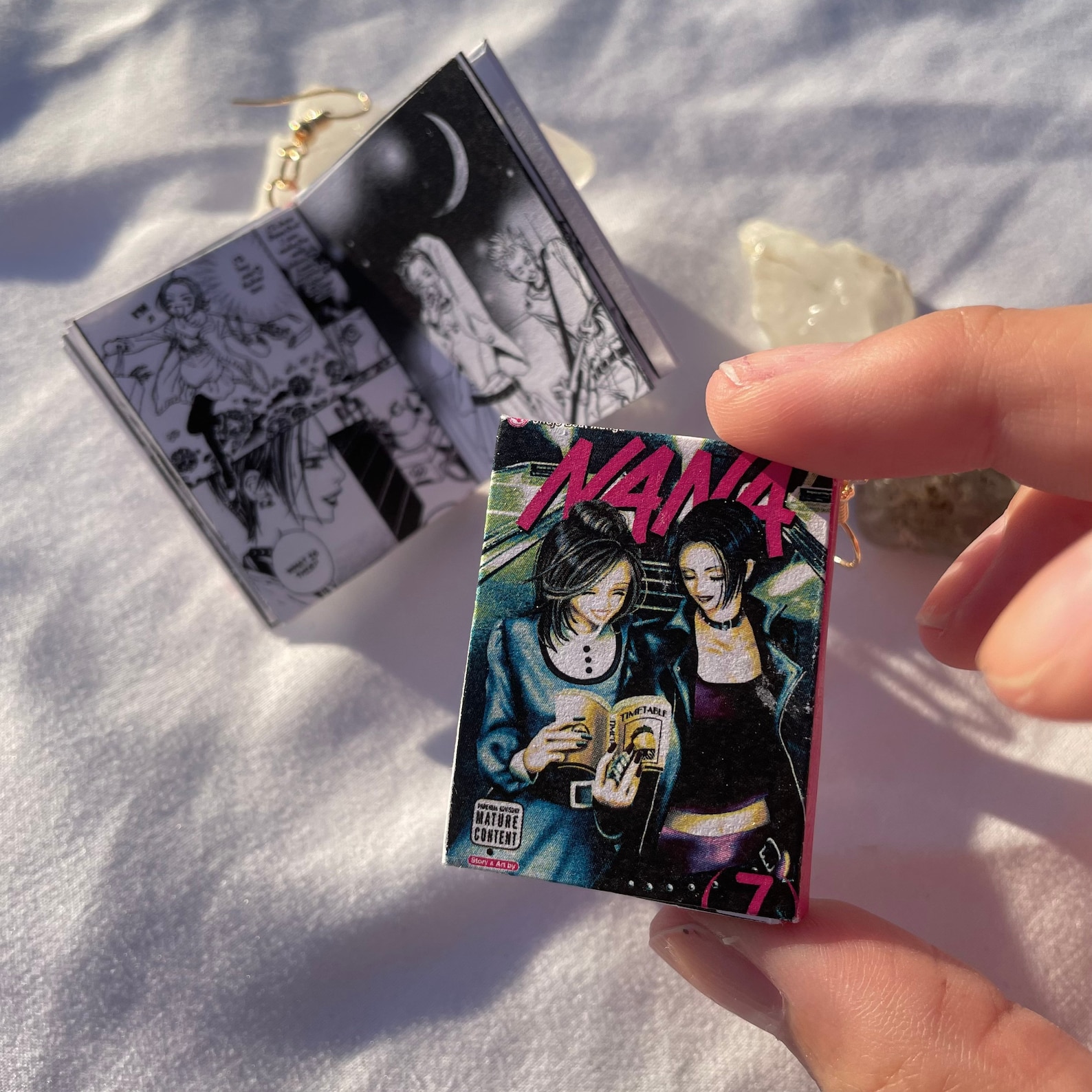 NANA Mini Manga Keychains/earrings - Etsy