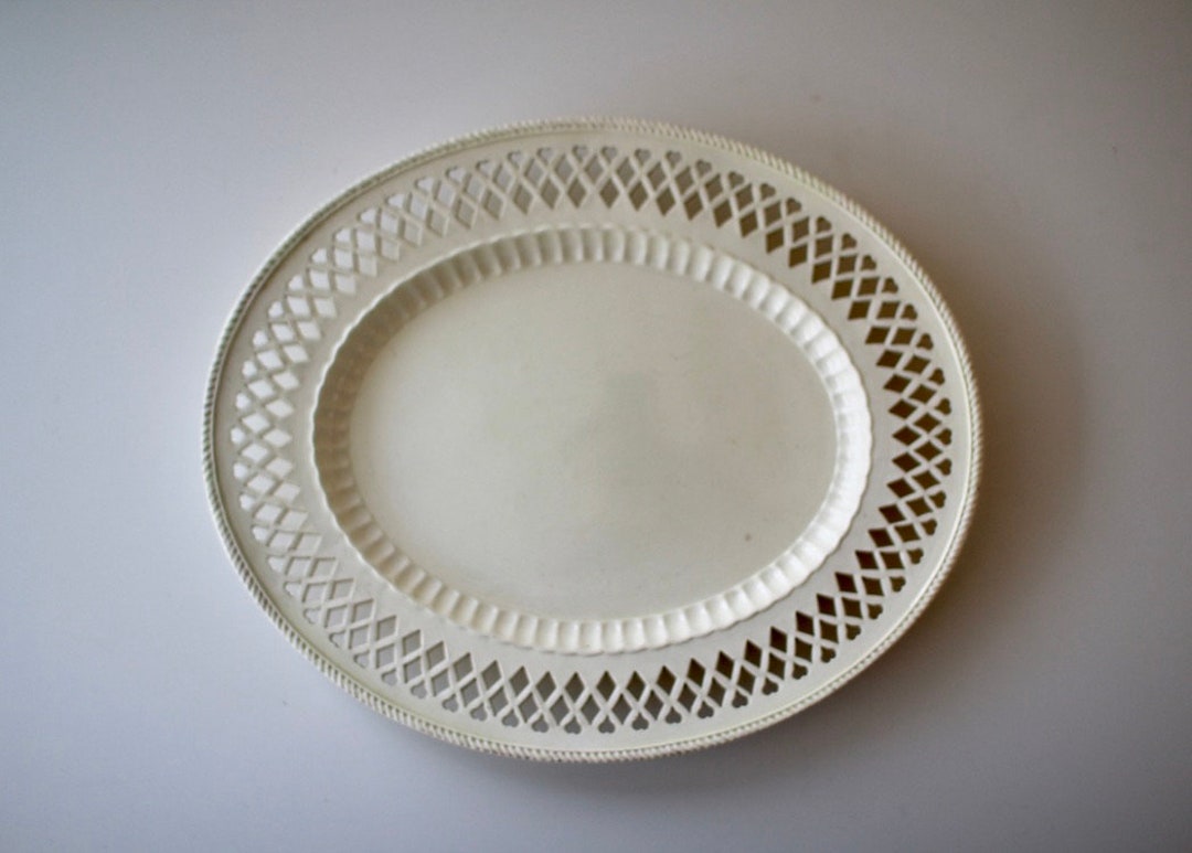 19th Century Antique Creamware Oval Plate. - Etsy