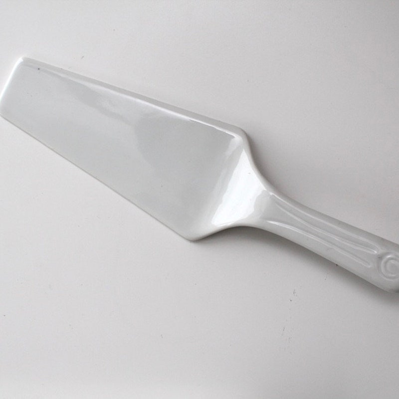 Porcelain Server - Etsy