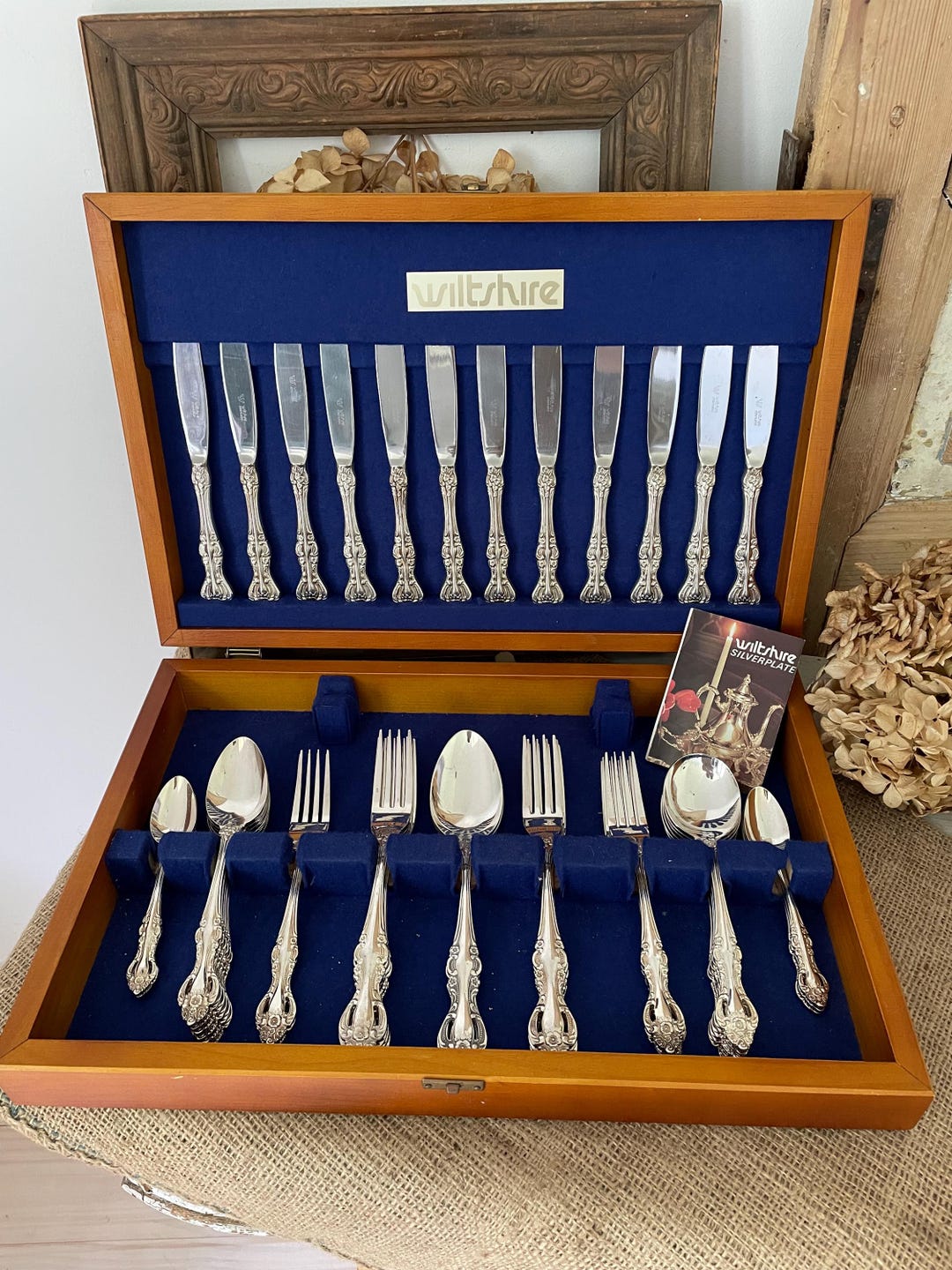 Vintage Wiltshire 6 Person Cutlery Set in Original Canteen 44 Pieces ...