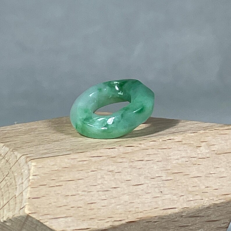 Real Green Jade Mobius Donut Necklace Jewelry: One of A Kind Twisted ...