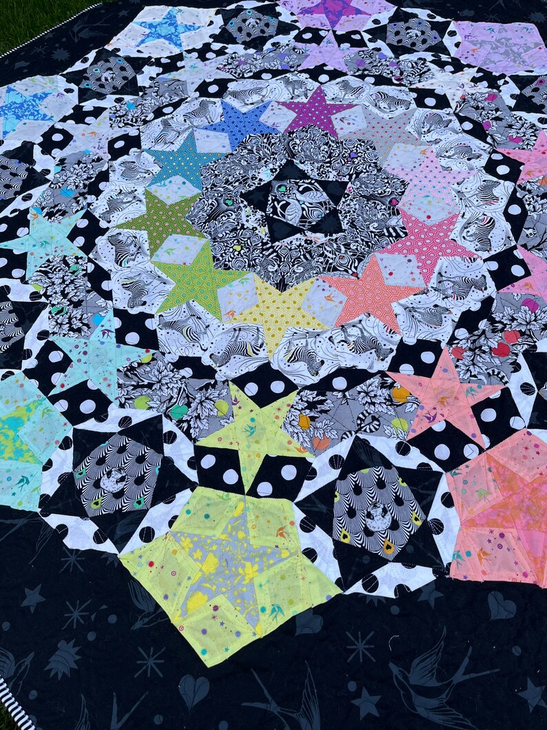 Tula Pink Nova Quilt - Etsy