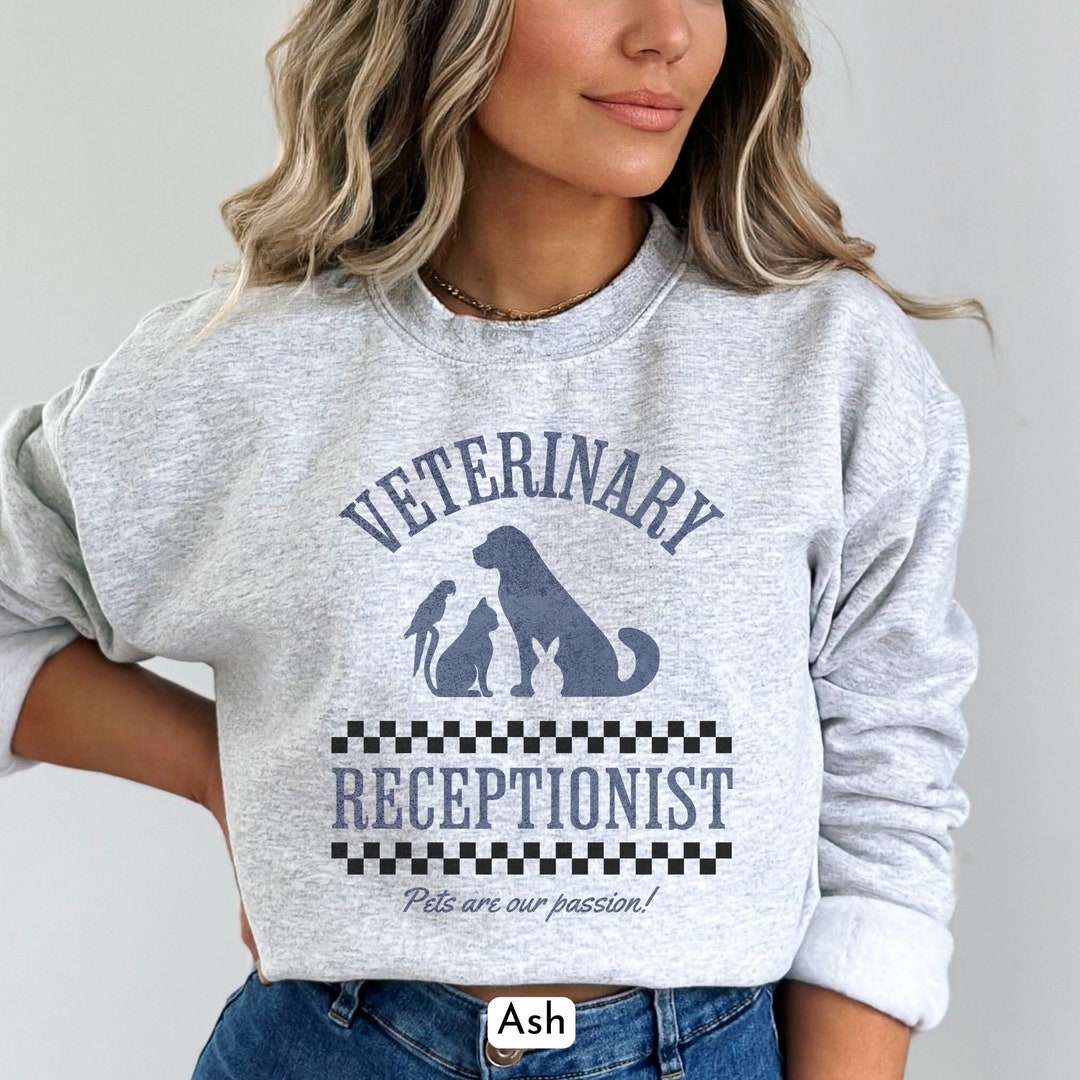 Retro Vet Receptionist Sweatshirt, Checkerboard Veterinary Receptionist ...