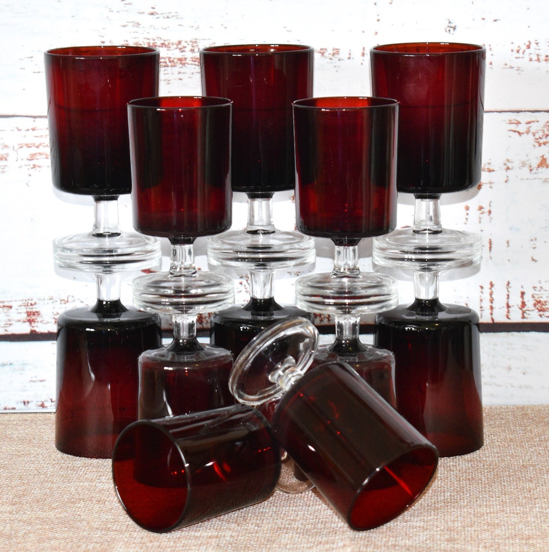 Cavalier Ruby Red Glasses by Cristal Darques Durand, Arcoroc Ruby Red ...