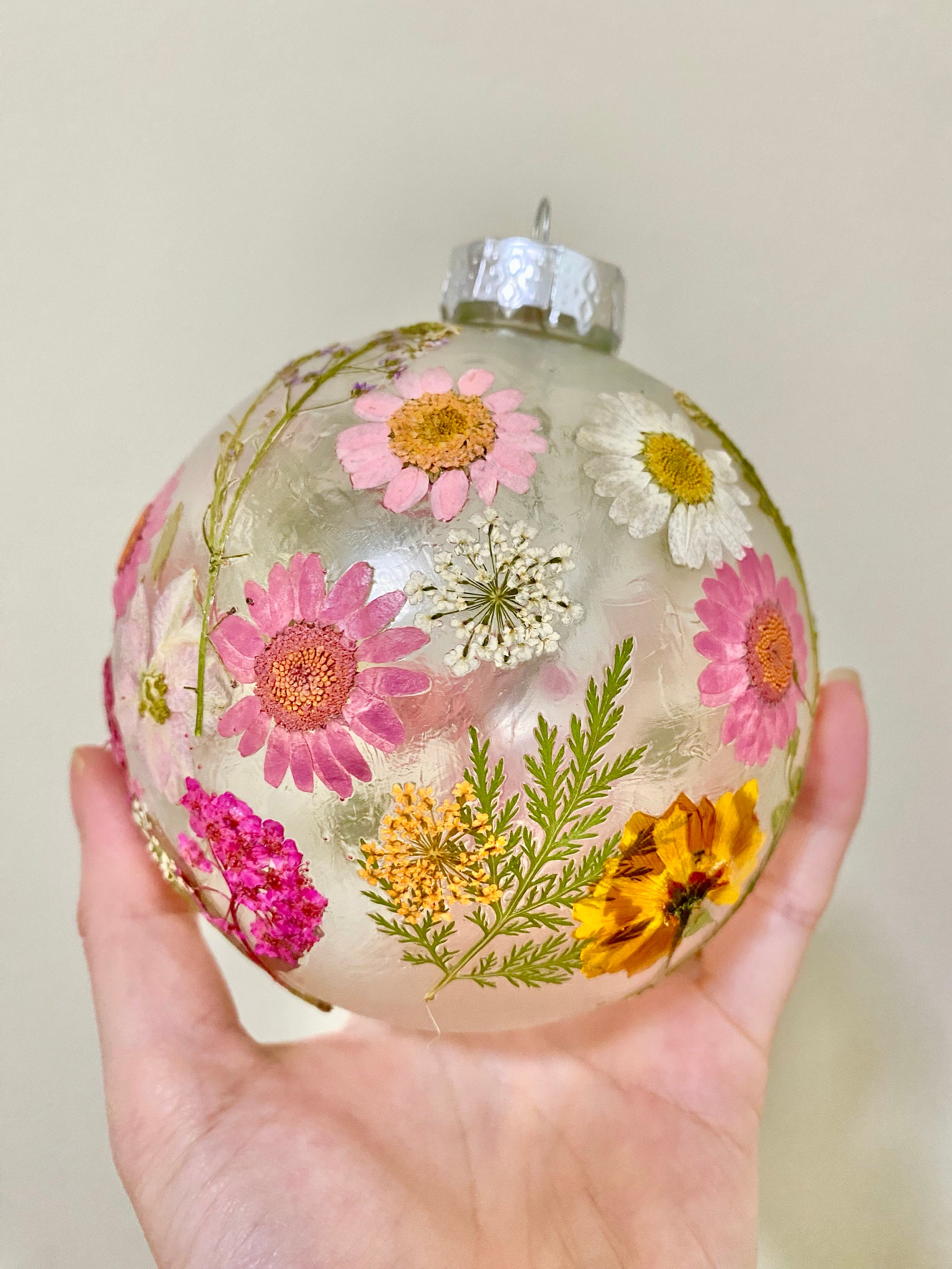 Handmade Pressed Flowers Ornament - Etsy
