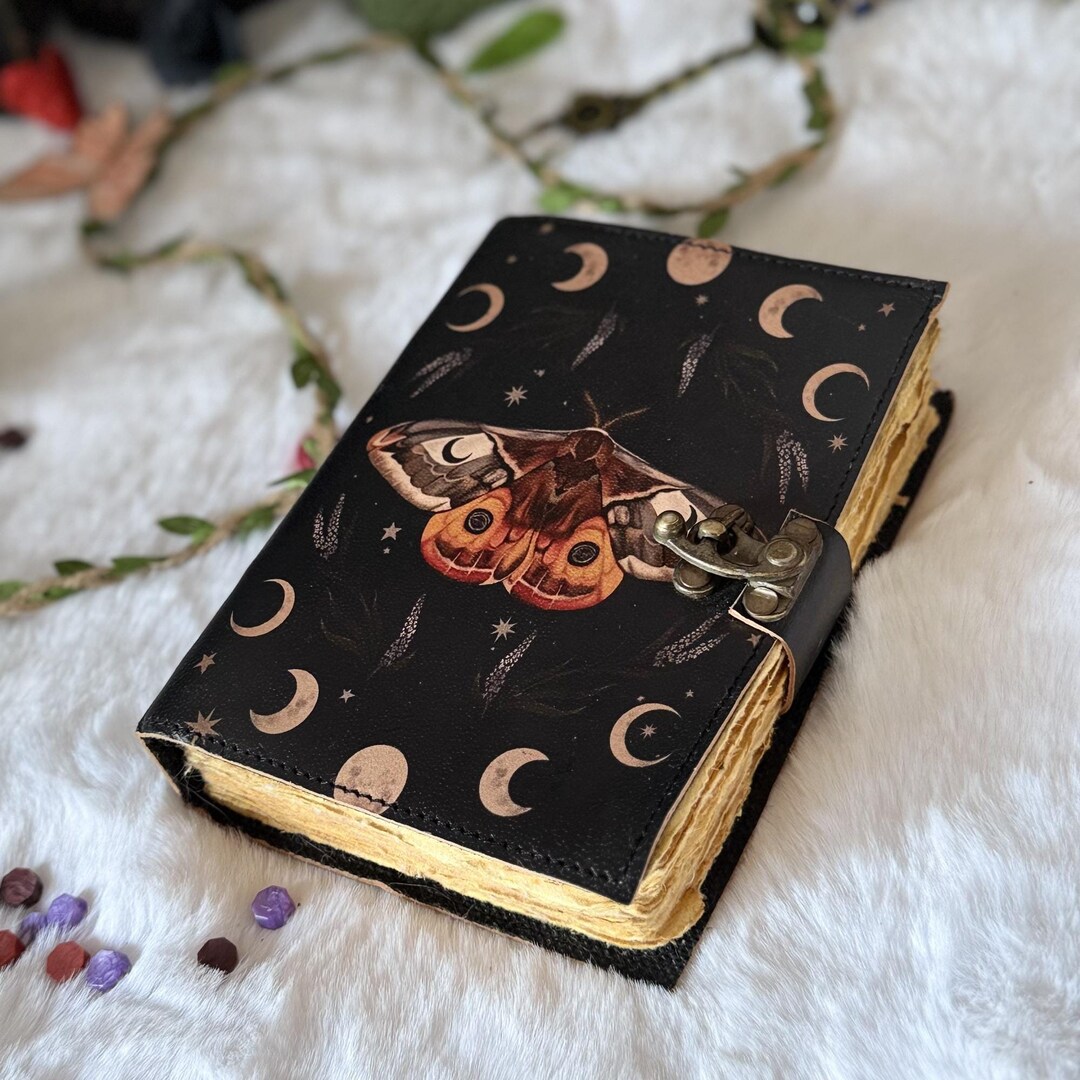 Leather Journal – Blank Spell Book of Shadows, 400 Pages Witchcraft ...