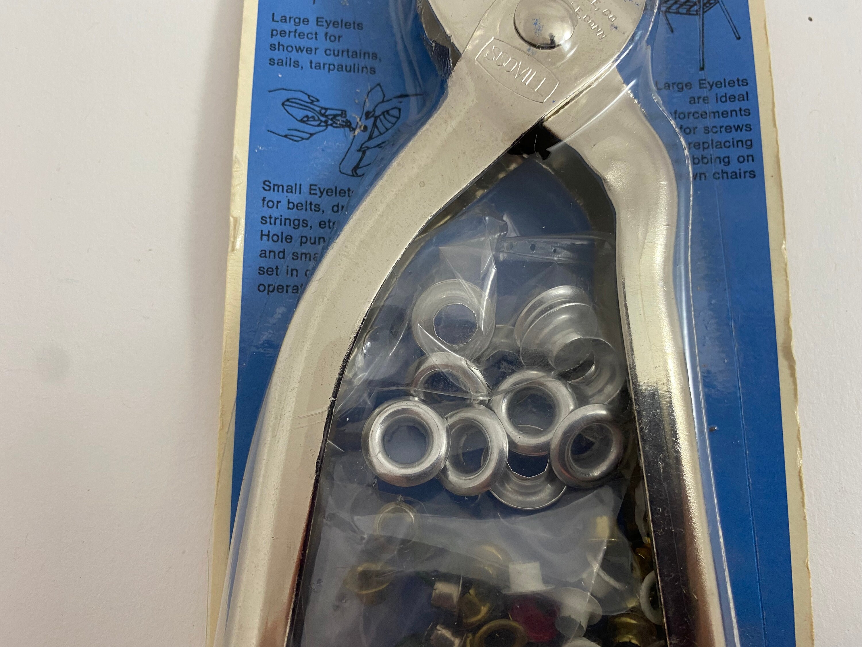 Scovill Vintage Eyelet Plier Kit for Large and Small Eyelets, Clinton ...