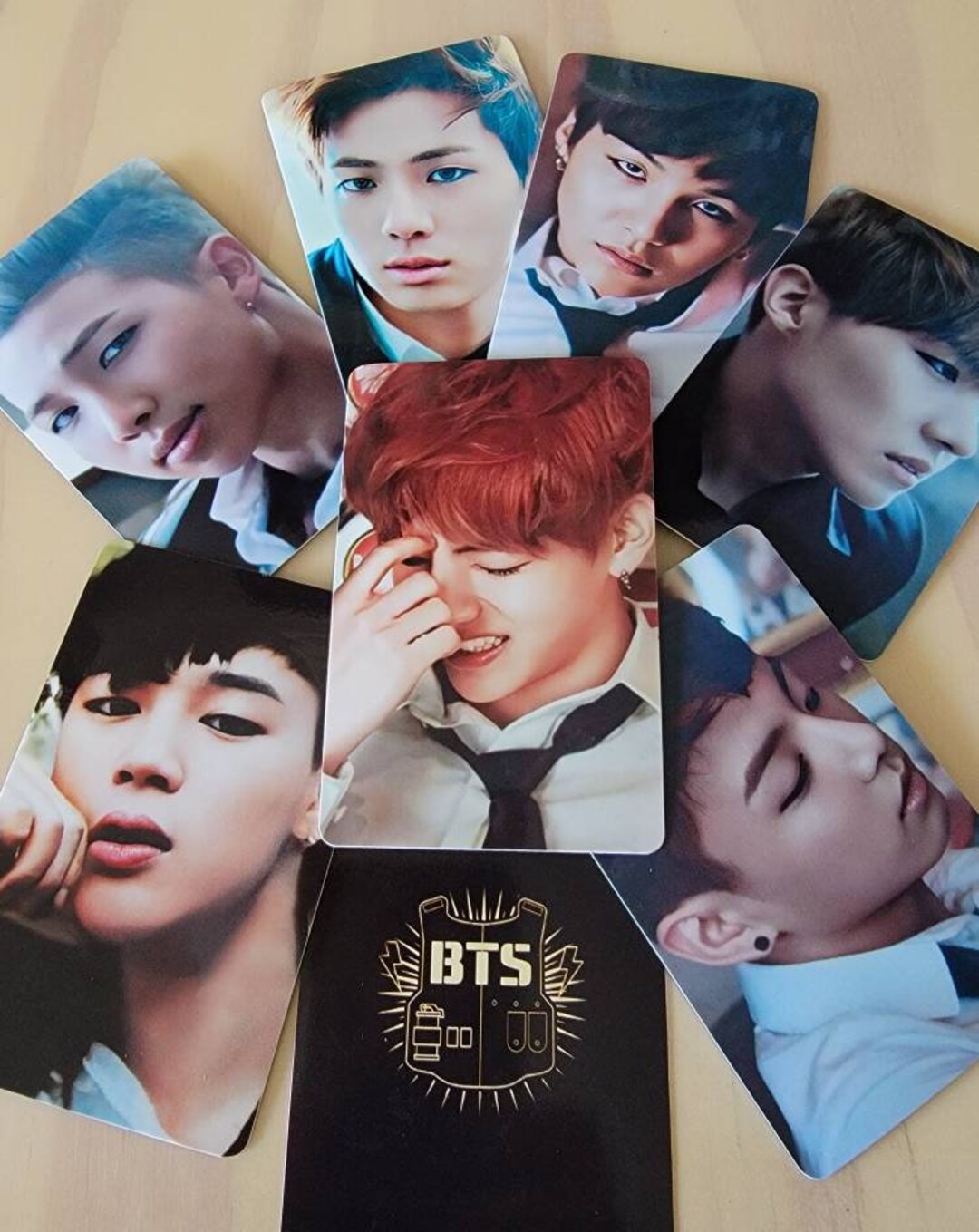 BTS Wappen First Muster Photo Cards extremely RARE - Etsy Canada