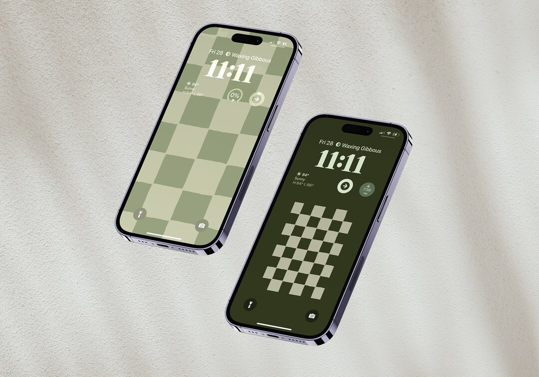 Cute Aesthetic Checkered Screensaver for Phones | Light and Dark ...