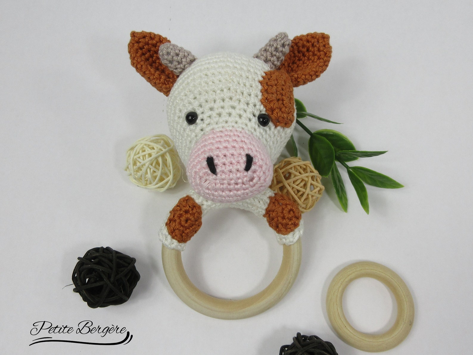 Crochet Cow Rattle Pattern, French/english Pdf Pattern, Cow Amigurumi ...