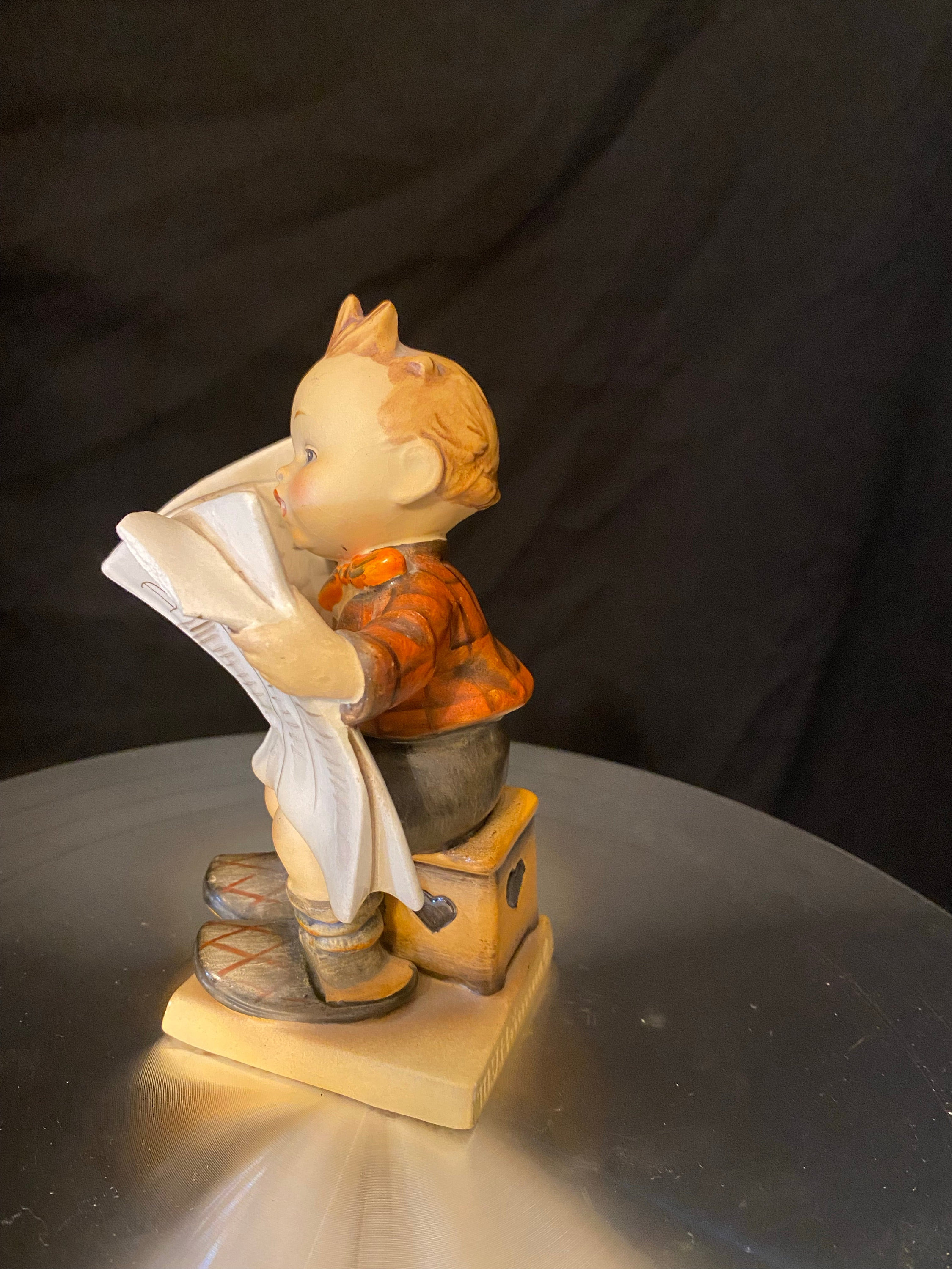 Vintage Goebel Hummel Figurines 184, Latest News porcelain Rare TMK 1 ...