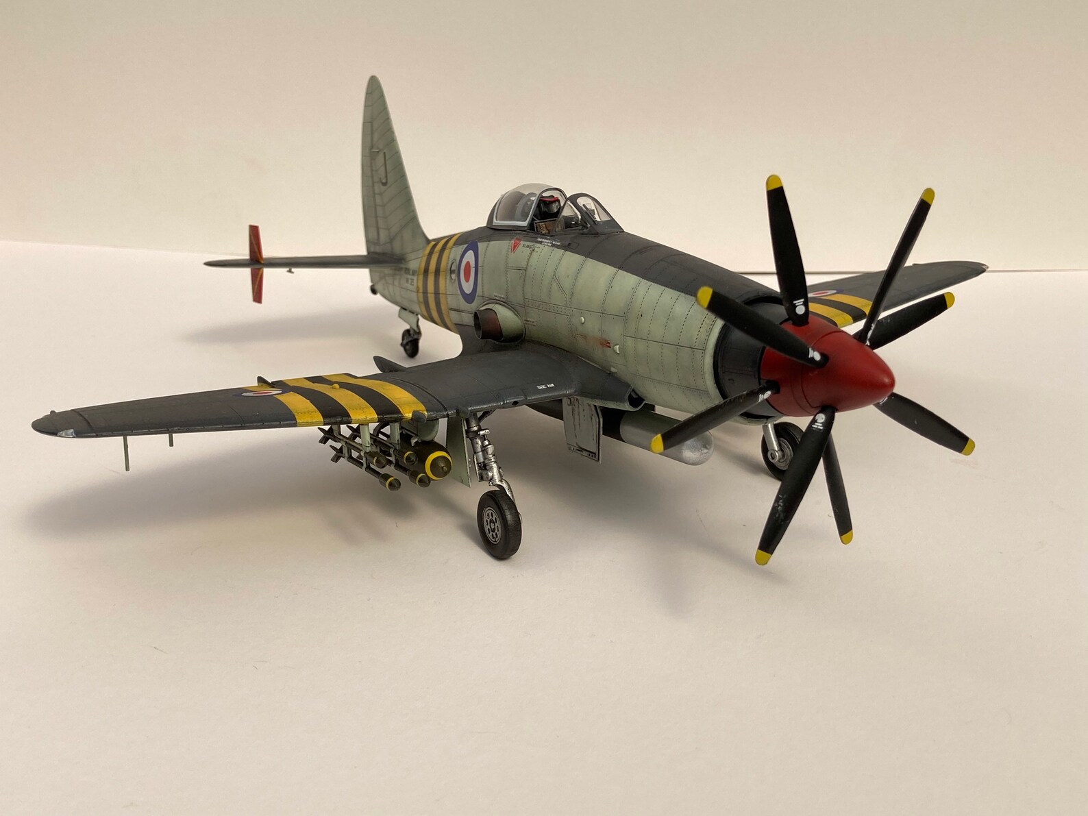 1:48 Scale Westland Wyvern S.4 Scale Model Professionally - Etsy