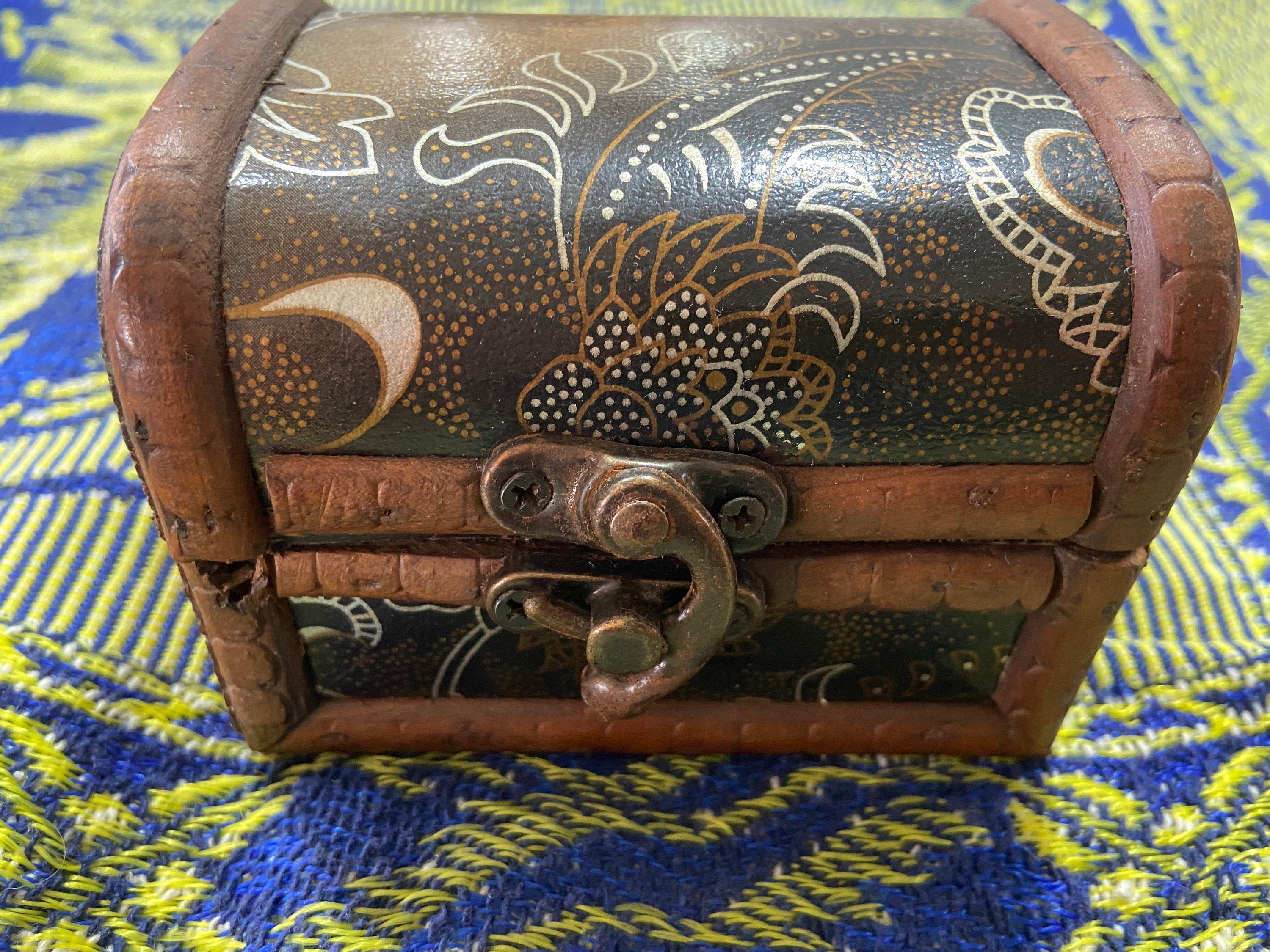 Royal Sentry Djinns Helmed by a Royal Princess Djinn of Great Nobility ...