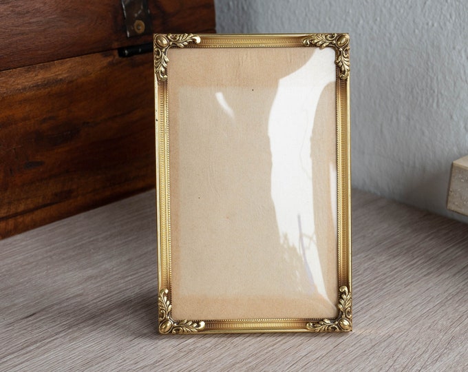 Convex Glass Frame Vintage Ornate Picture Frame Gold Accent - Etsy