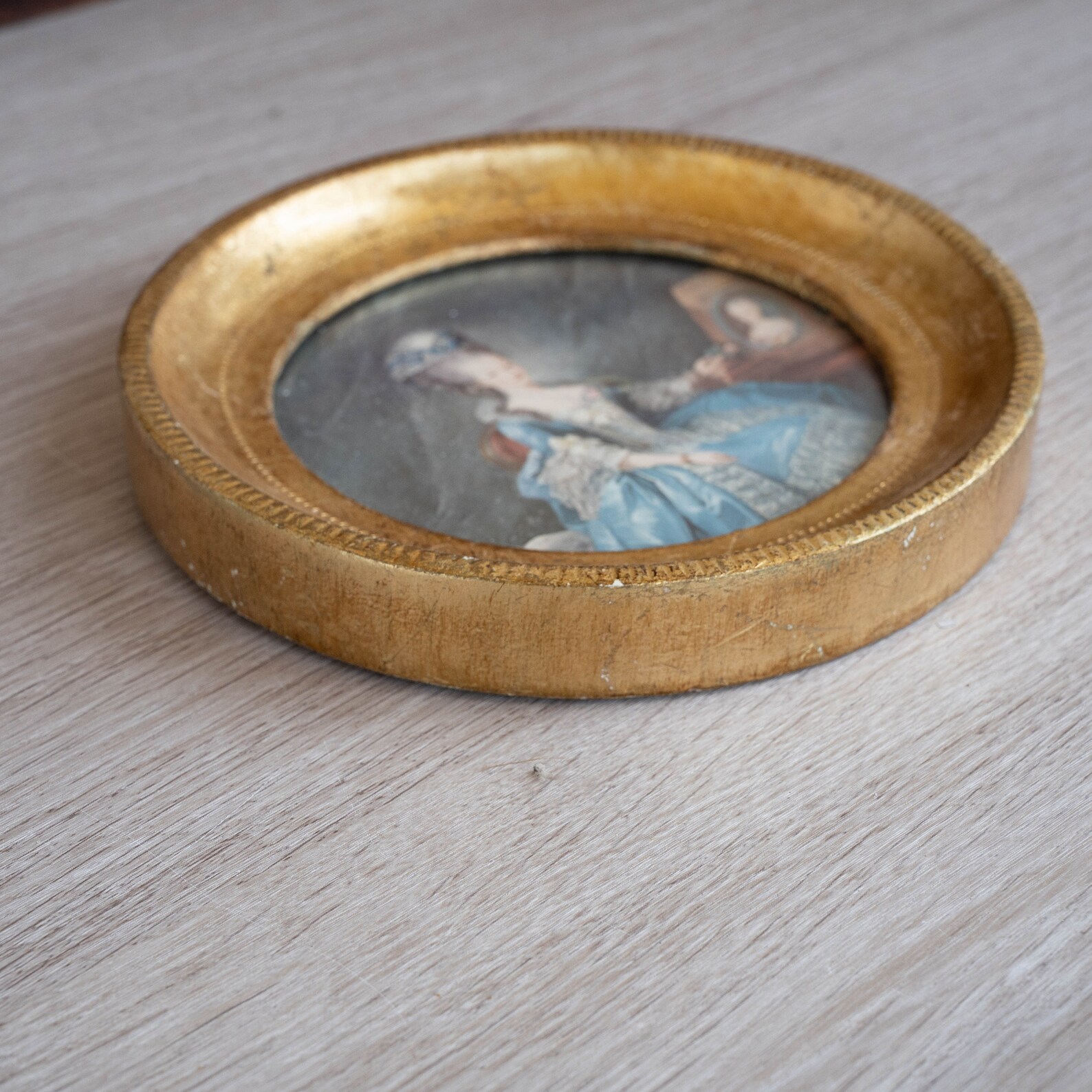 Round Gold Frame Vintage Wood Wall Picture Frame Gilded Wooden | Etsy