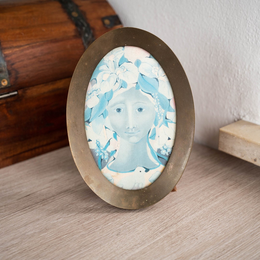 Oval Wall Frame Brass Photo Frame Mid Century Modern Wall Decor ...