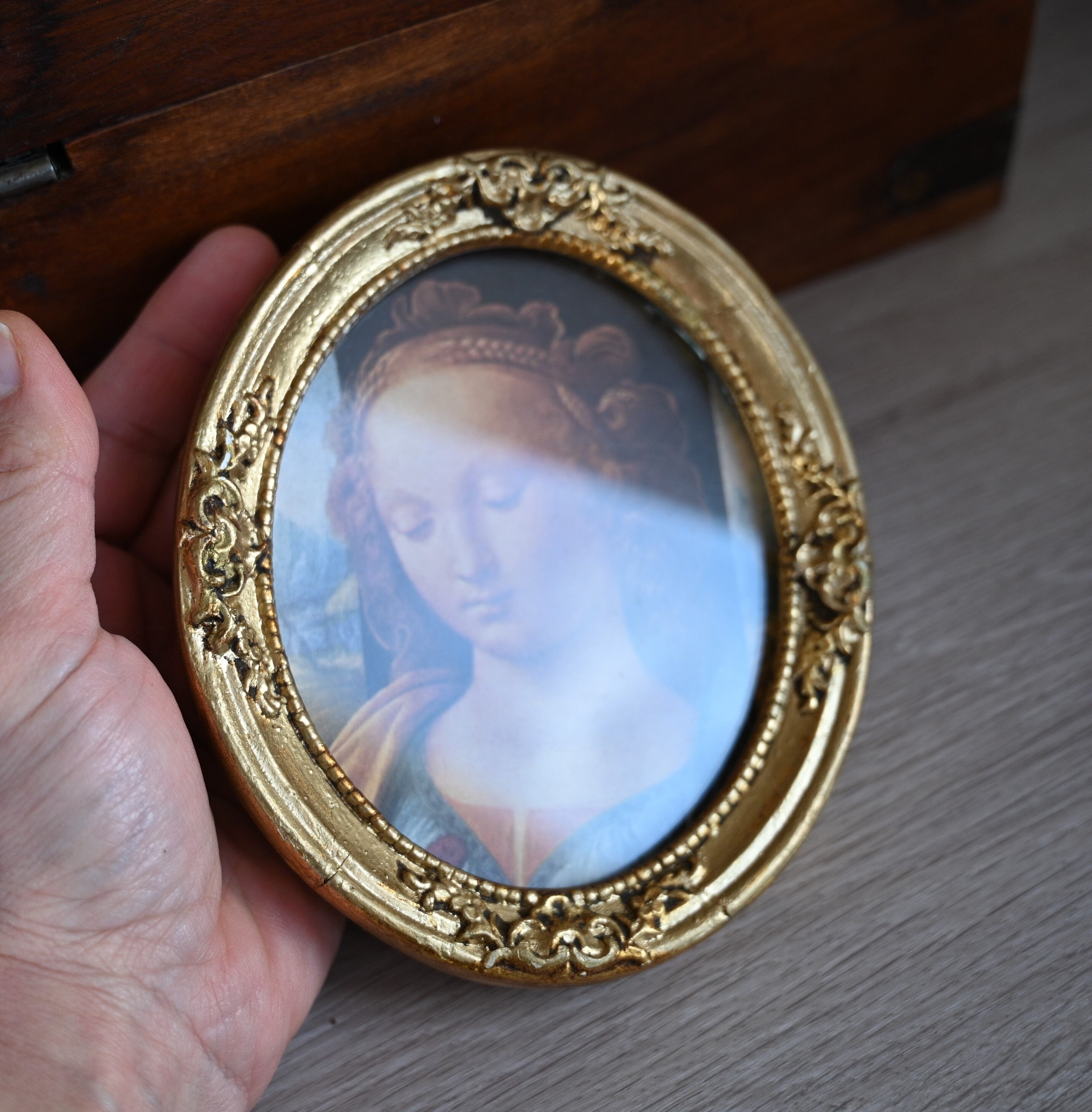 Baroque Frame Vintage Oval Wall Photo Frame Gold Ornate Picture Frame ...