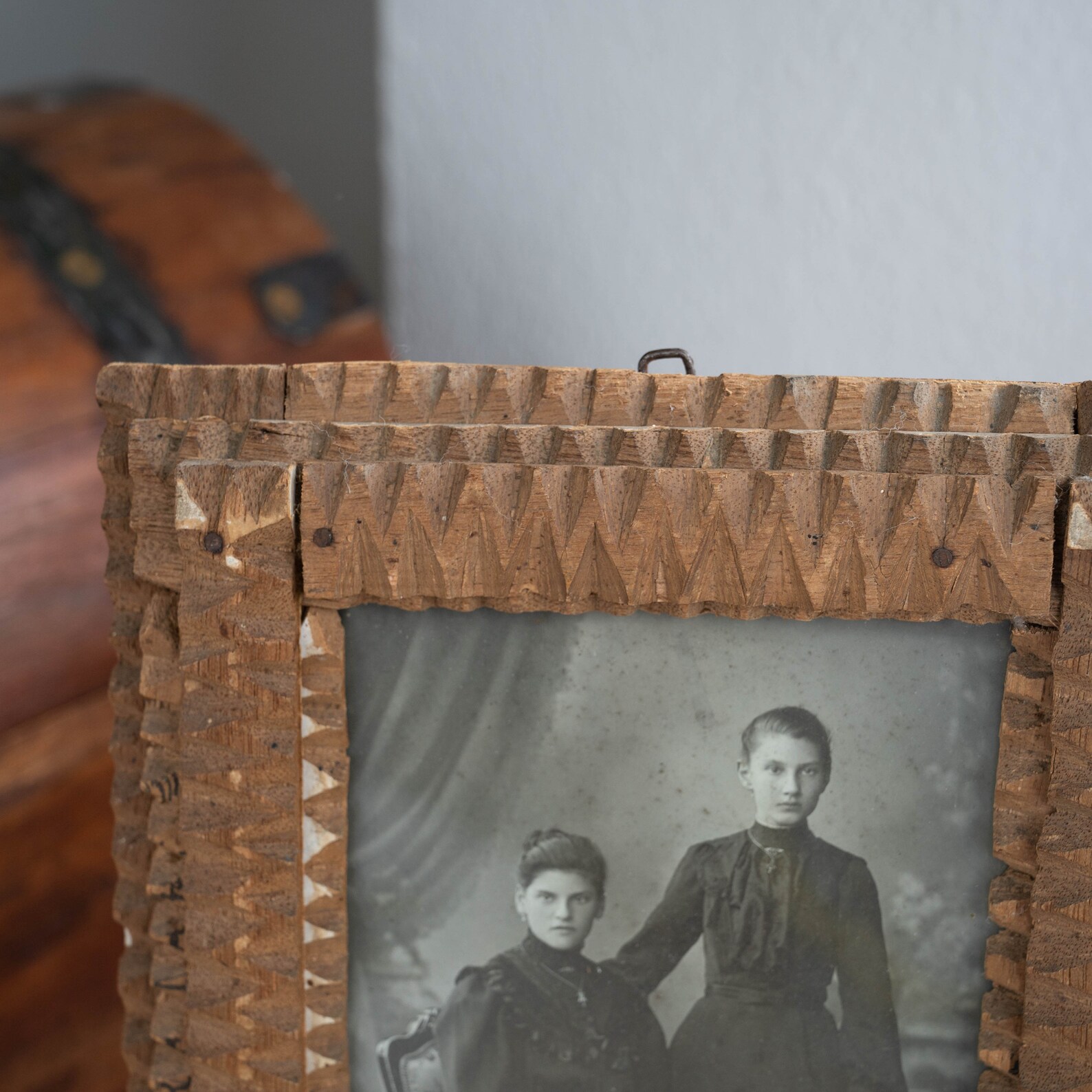 Victorian Portrait Framed Tramp Art Frame Antique Carved Wood - Etsy