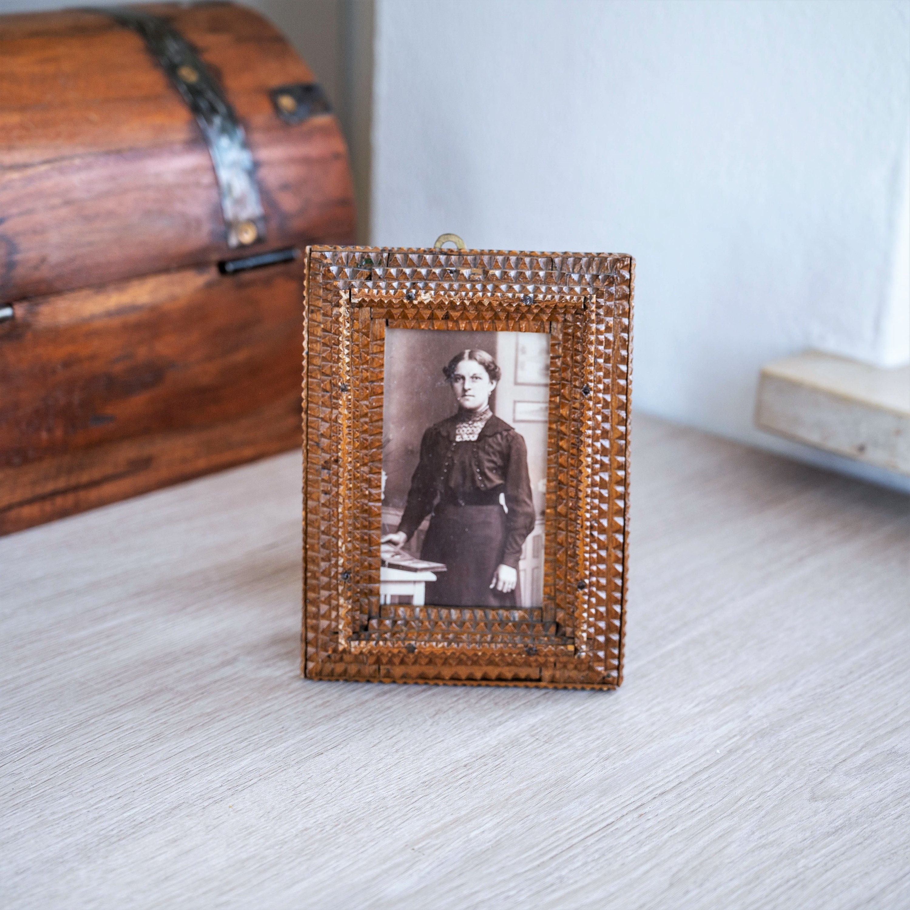 Tramp Art Frame Antique Carved Wood Picture Frame Victorian - Etsy