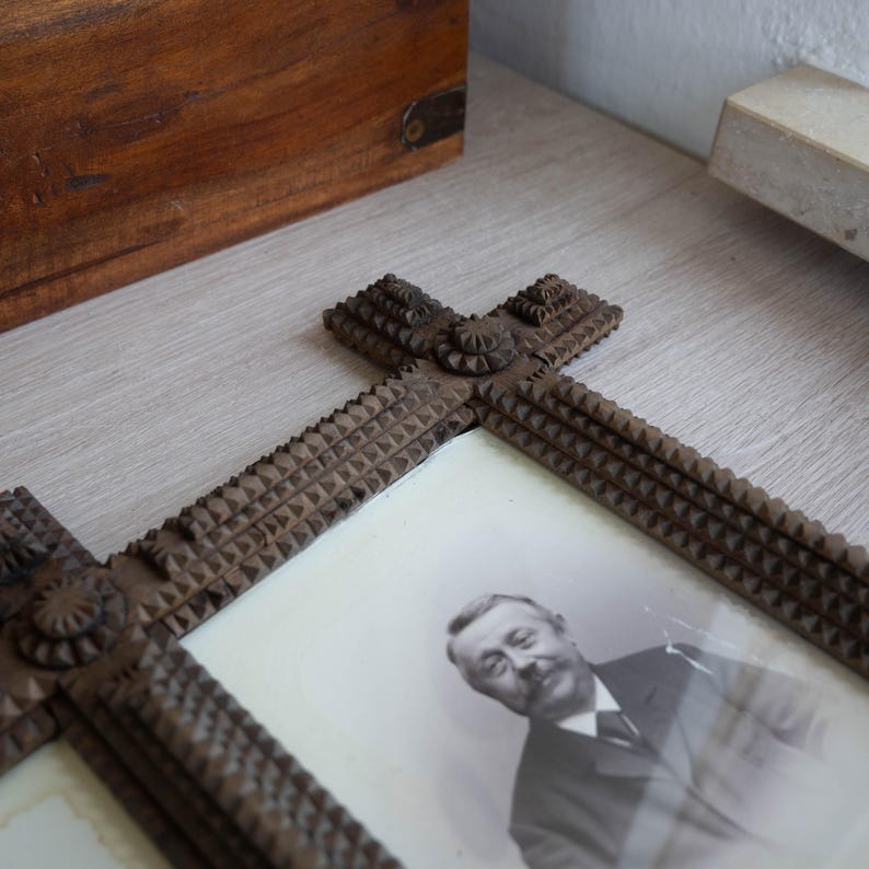 Tramp Art Frame Double Picture Holder Antique Folk Art Hand Carved Wall ...