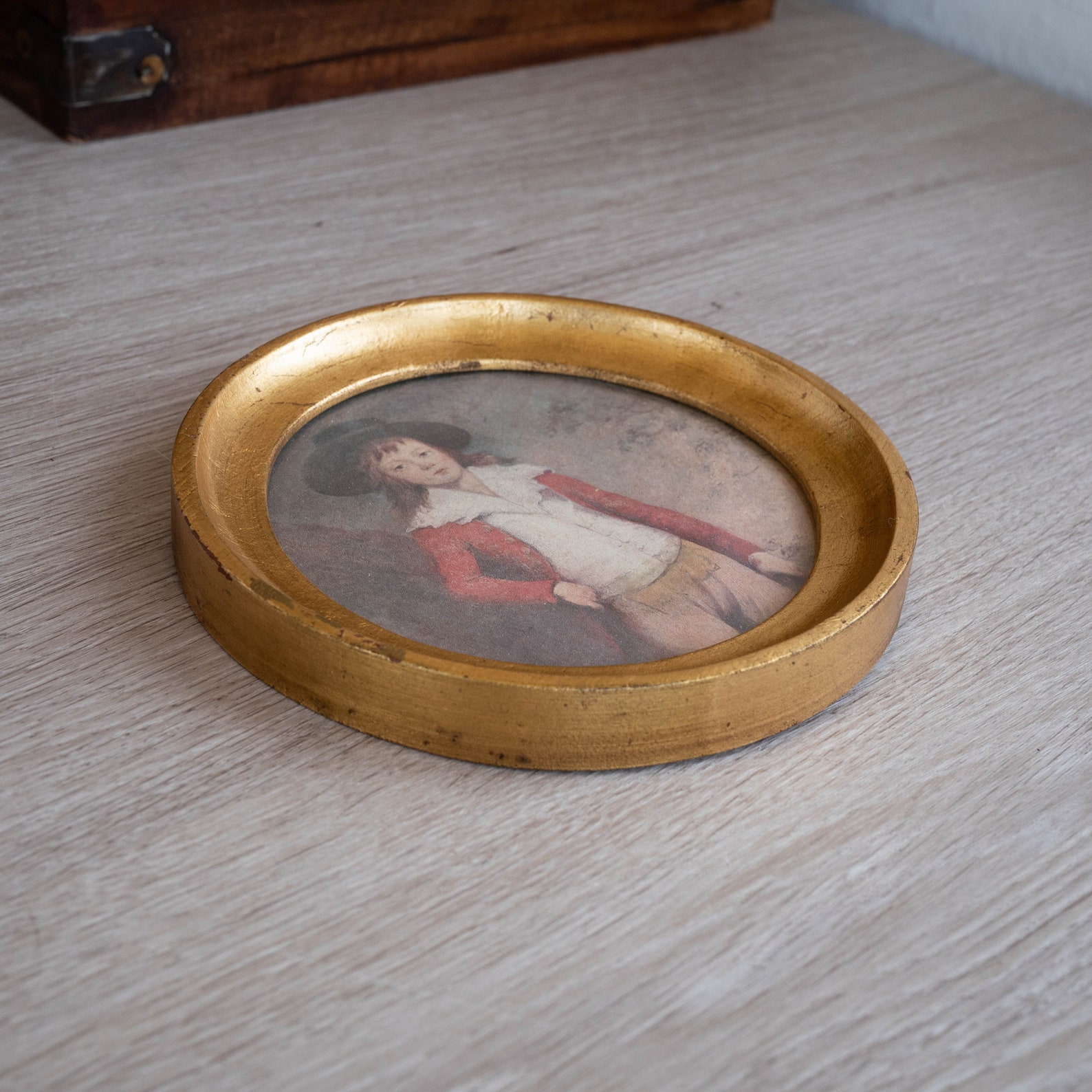 Round Gold Frame Vintage Wood Wall Picture Frame Gilded Wooden | Etsy