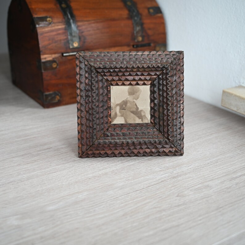 Victorian Portrait Framed Tramp Art Frame Antique Carved Wood - Etsy