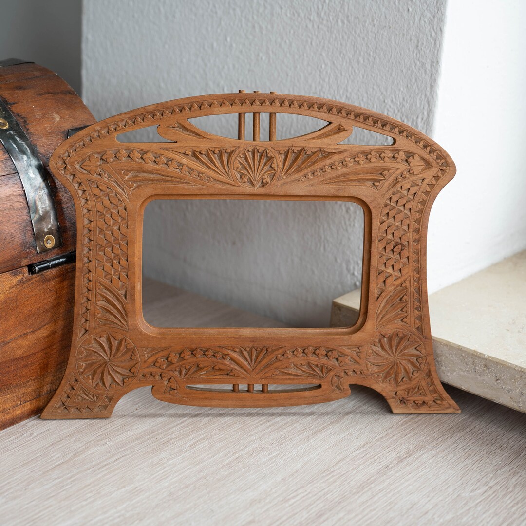 Hand Carved Wood Frame Wooden Wall Photo Frame Chip Carving Decor ...