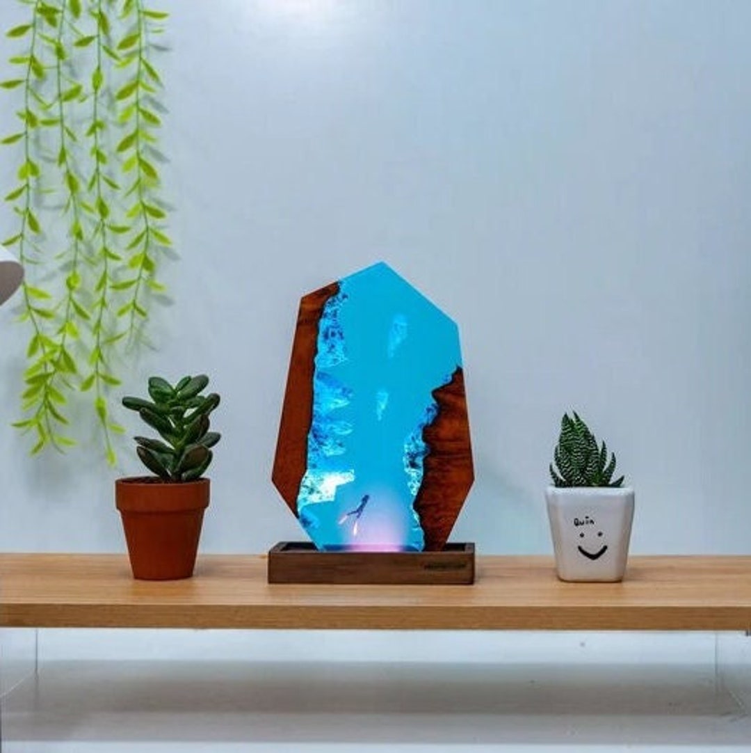 POLYGON DEEP Jellyfish Sea, Blue Ocean Table Lamp, Custom Night Light ...