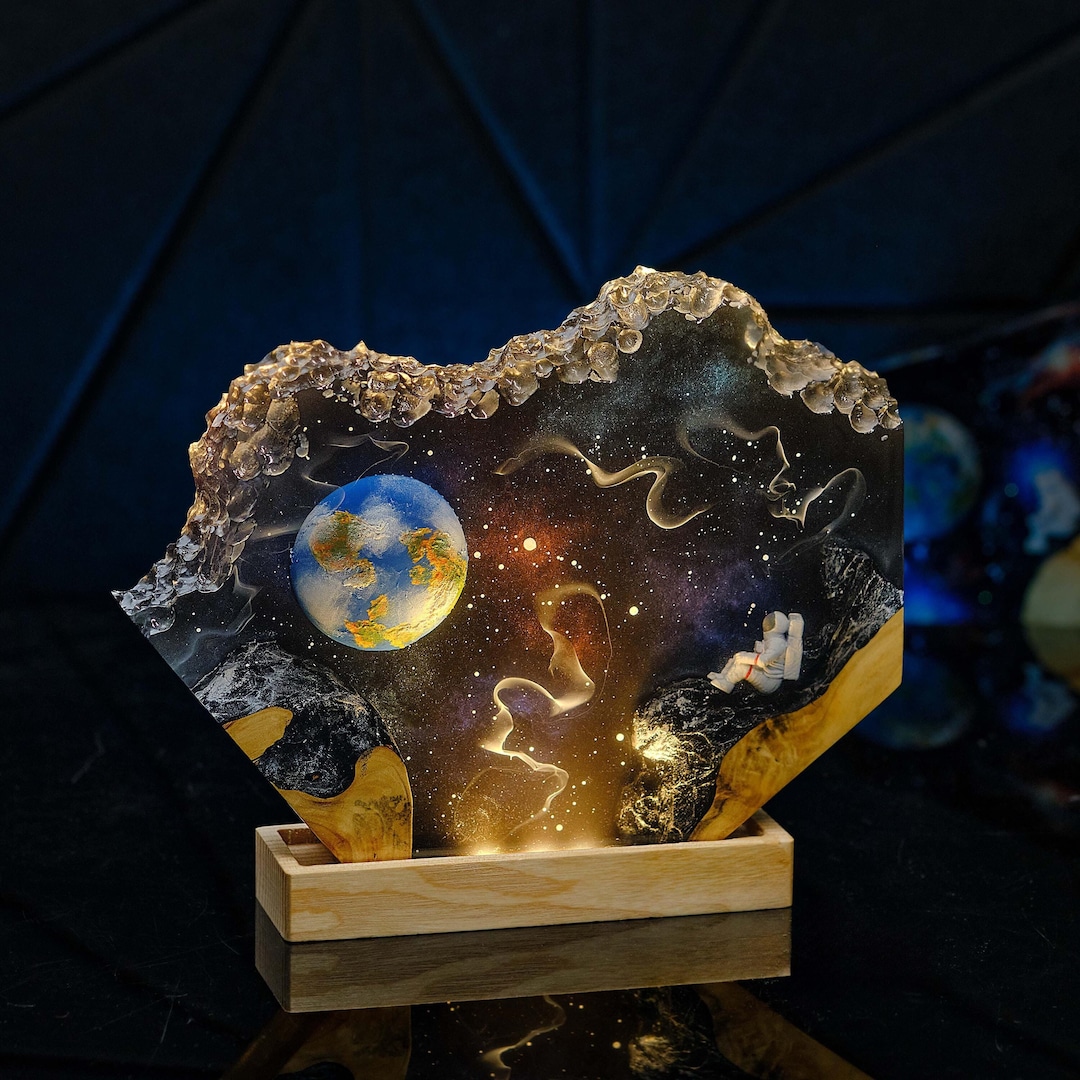 Lamp Galaxy Astronaut Resin Epoxy, Lamp Custom Resin, Epoxy Resin Lamp ...