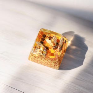 Keycaps Bee Artisan, Custom Artisan Keycaps, Keycaps Anime Cute, Keycap ...