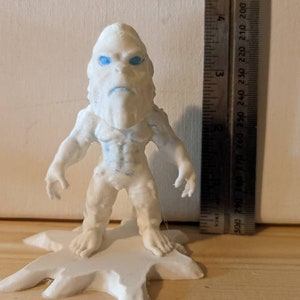 Bigfoot Bobble-head Figurine - Miniature Sasquatch Yeti Figure - Etsy