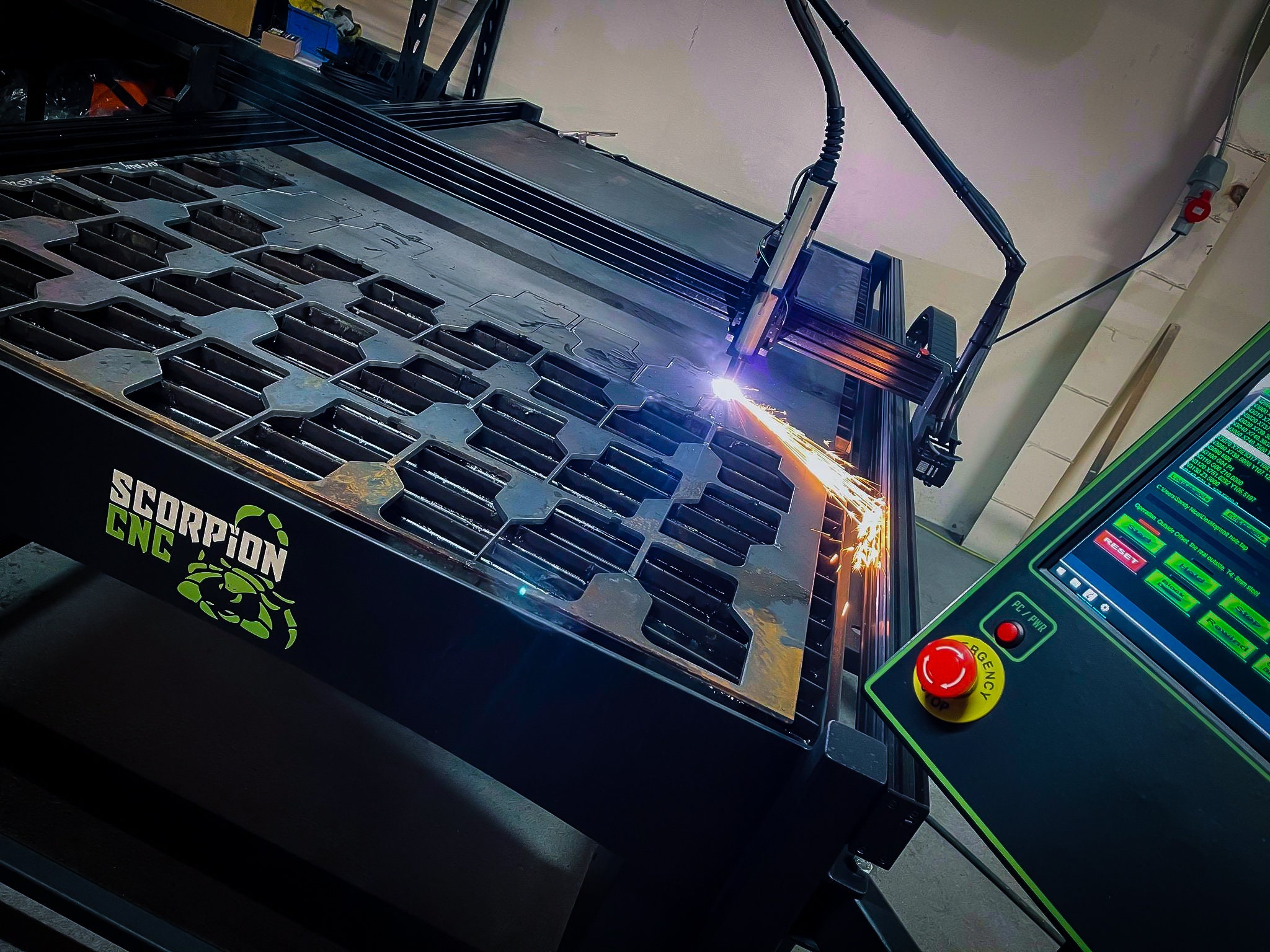 Cnc Plasma Cutting Table for sale | Only 3 left at -70%