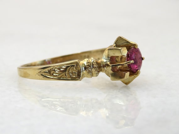 Antique 14k yellow gold ruby ring - Gem