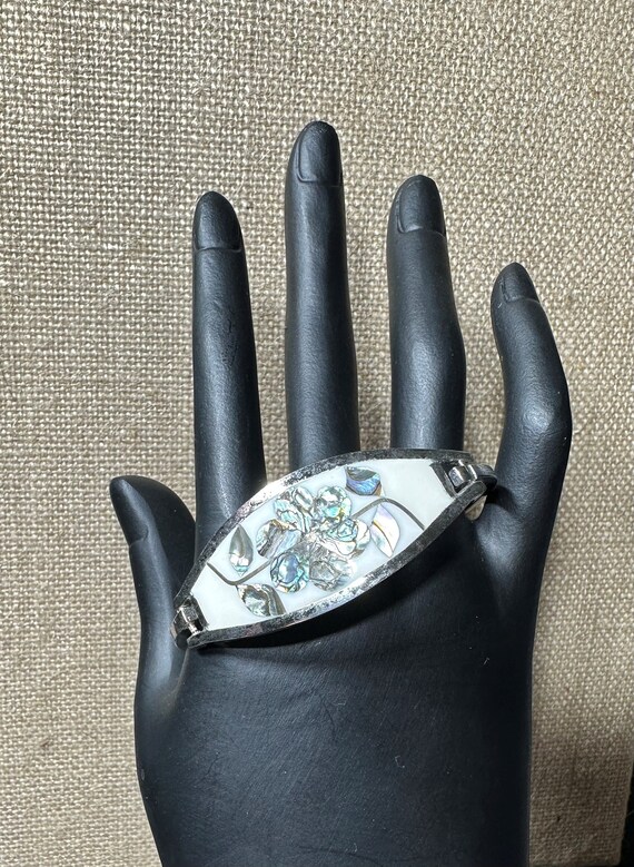 Mexican Silver Abalone Inlay Gem
