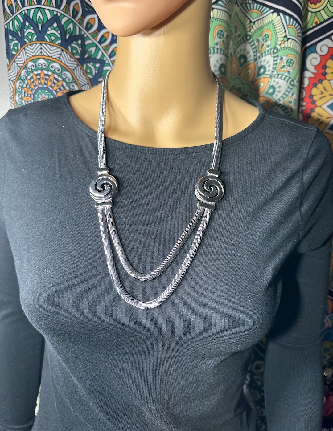 Vintage Daria Silver Tone Swirl Necklace - Etsy