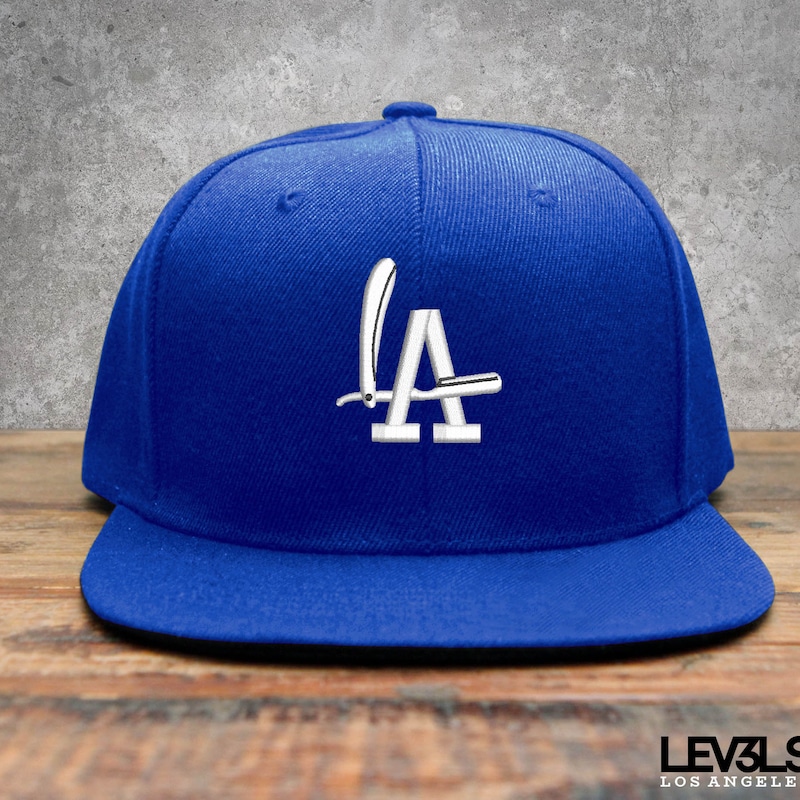 La Gear Sneaker - Etsy