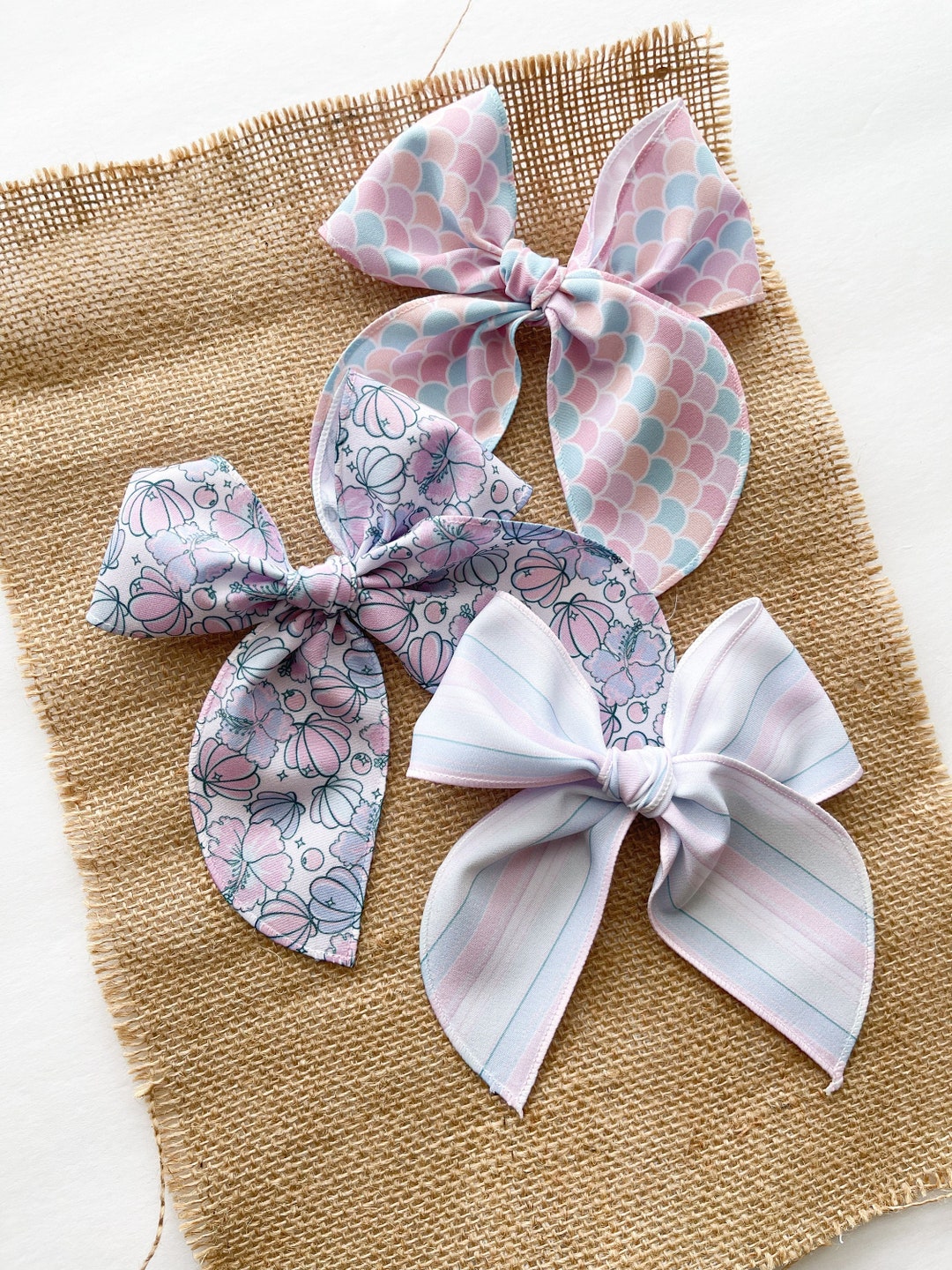 Mermaid Scales and Seashells Handtied Bows, Mermaid Shells Pinwheel Bow ...