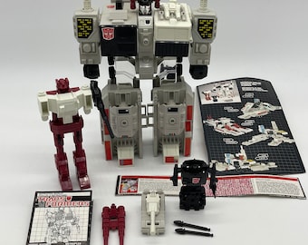 Transformer G1 Bases: Metroplex 1985 Hasbro Takara Vintage With ...