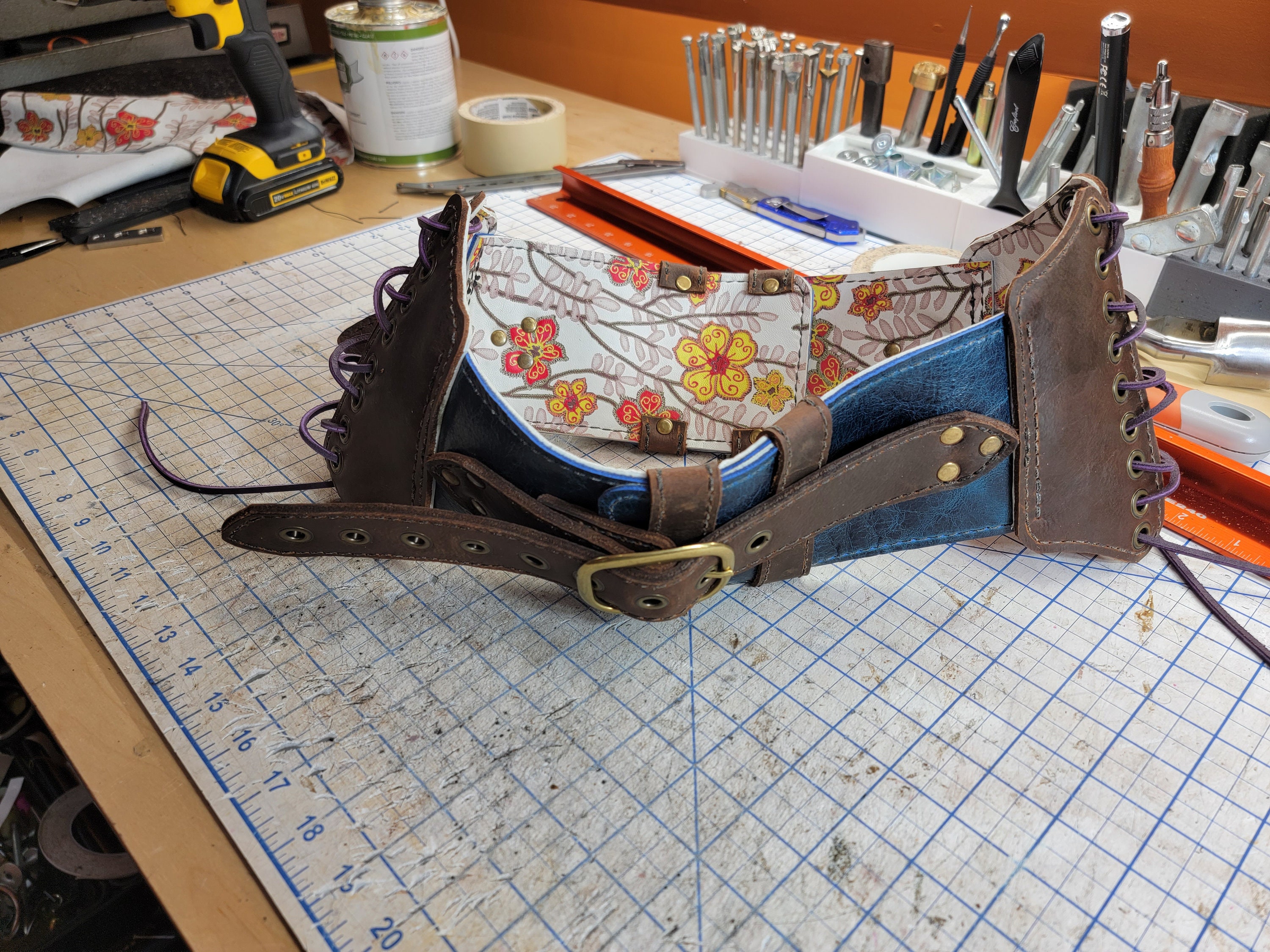 Single or Double Strap Cincher PATTERN - Etsy